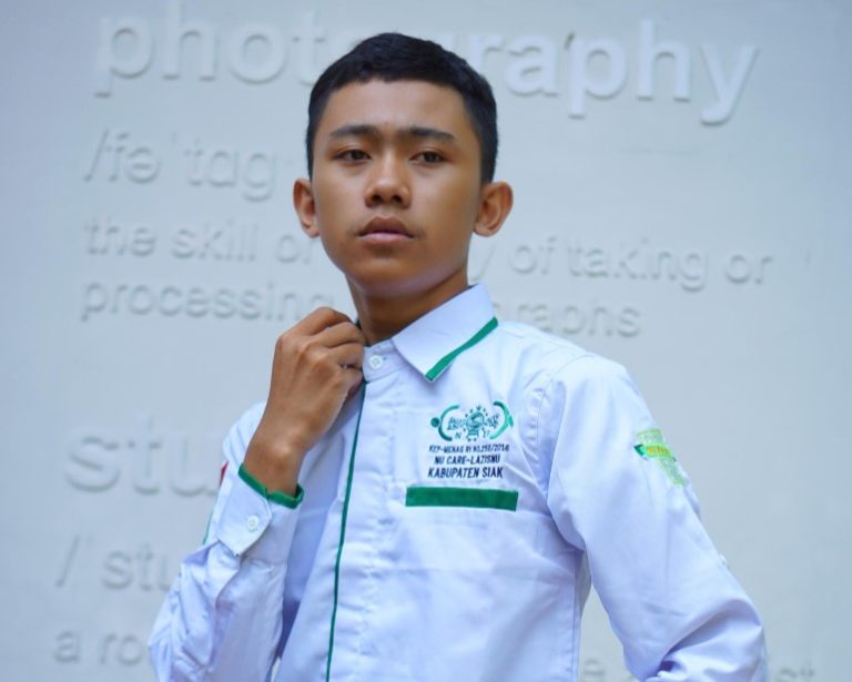 Seragam PDL Berbahan Oxford Tahan Robek - PeluangUsahaTerbaru